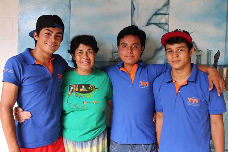 Elenco Actoral de TNT participa en el Festival Teatrízate en Colombia ...